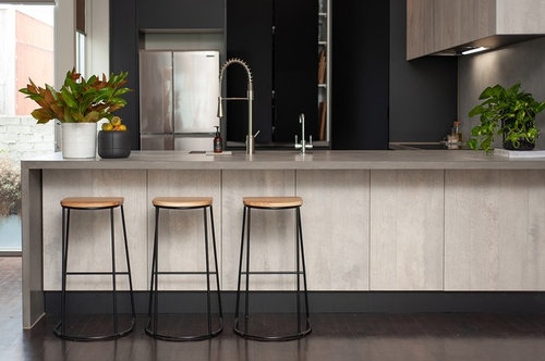 Before & after: an industrial warehouse-style kitchen | Houzz AU