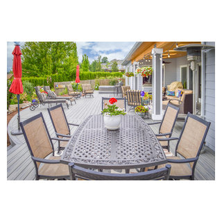 Trex Deck with Bowfront and Shed Cover - Portland - par TnT Builders Inc | Houzz