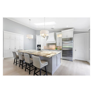 Custom Kitchen - Studs-out Remodel - Modern - Kitchen - Miami - by Big ...