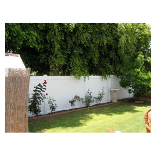 Safeguard Your Flowers With a Garden Fence: Happy Living - Garden ...