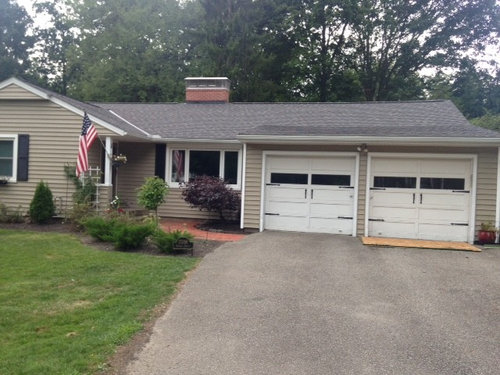 Garage/Curb Appeal