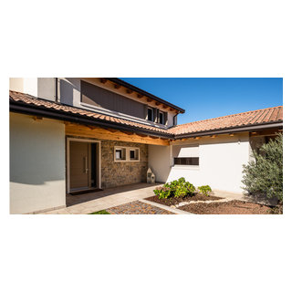 Prestigiosa dimora in legno - Classico - Facciata - Altro - di Woodbau ...