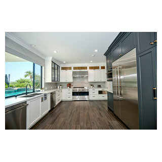 Chic Contemporary Home - Kitchen - Denver - by Signature Designs ...