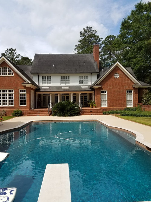 Corner patio porch needs dressing up