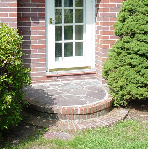 Front stoop rebuild, DIY: bluestone or frame & decking???