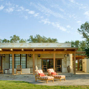 75 Beautiful Southwestern Courtyard Design Pictures & Ideas | Houzz