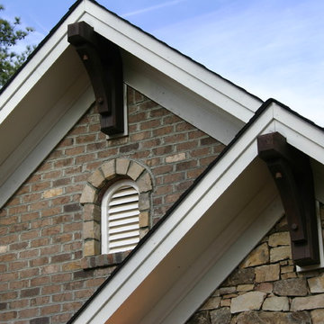 Cedar Gable Brackets - Photos & Ideas | Houzz