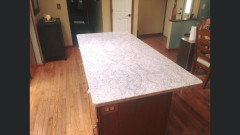 Hickory cabinet/Quartz countertops | Houzz Forum