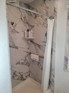 Flexstone/Sentrel panels - calacatta white pictures