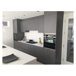 New Malden KT3 - Contemporary - Kitchen - London - by Finchley Kitchens ...