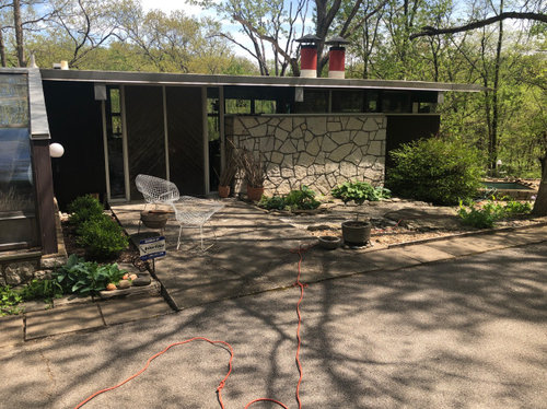 MCM dark brown exterior paint?