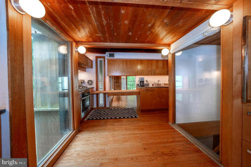Louis Kahn's Shapiro house on the market.
