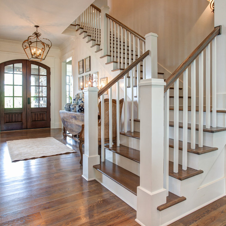 75 L-Shaped Staircase Ideas You'll Love - May, 2026 | Houzz