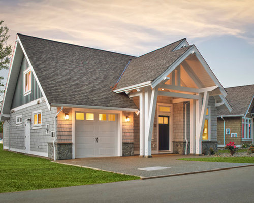 Offset Roof Home Design Ideas, Renovations & Photos