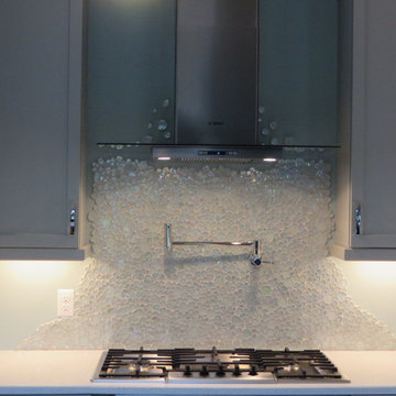 Bubble Glass Tile Backsplashes - Photos & Ideas | Houzz