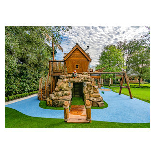 Playground fall-zone option - Dallas - by Conservation Grass | Houzz