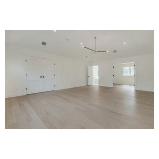 Split Colonial Flower Hill - Scandinavian - Bedroom - New York - by ...