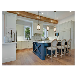 Canterbury - Kitchen - Austin - by Pulliam Custom Homes | Houzz