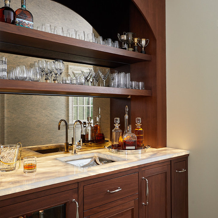 75 Beautiful Home Bar with Onyx Benchtops Ideas & Designs - January ...