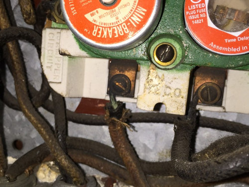 Help with replacing wire that was cut to 60 older amp fuse box