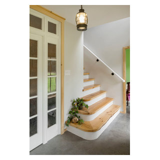Passive Solar Cottage - Farmhouse - Boston - by Stack + Co. | Houzz