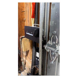 LiftMaster Side Mount Jackshaft Opener (Extra Secure) - Contemporary ...