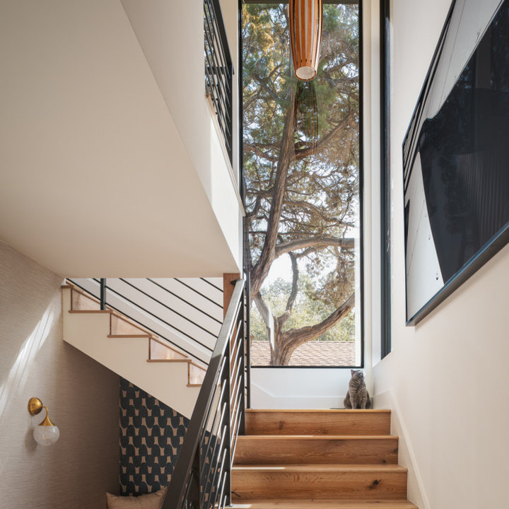 75 Wallpaper Staircase Ideas You'll Love - February, 2025 | Houzz