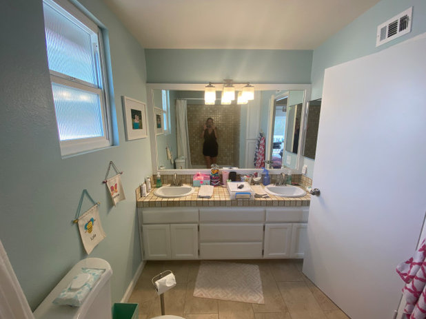 Bathroom of the Week: Storage and Style in 54 Square Feet
