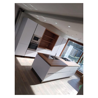 Grand ilot central - Modern - Brussels - by VELGON CUISINES | Houzz