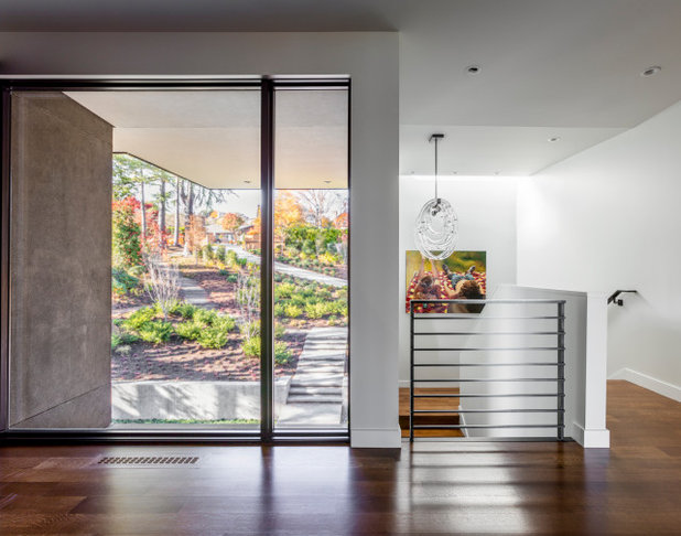 Houzz Tour: Boomerang-Shaped House With Spectacular Views