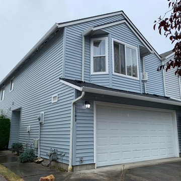 Annapolis Blue Vinyl Siding Ideas - Photos & Ideas | Houzz