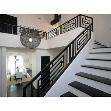 Enclosed Staircase Railing - Photos & Ideas | Houzz