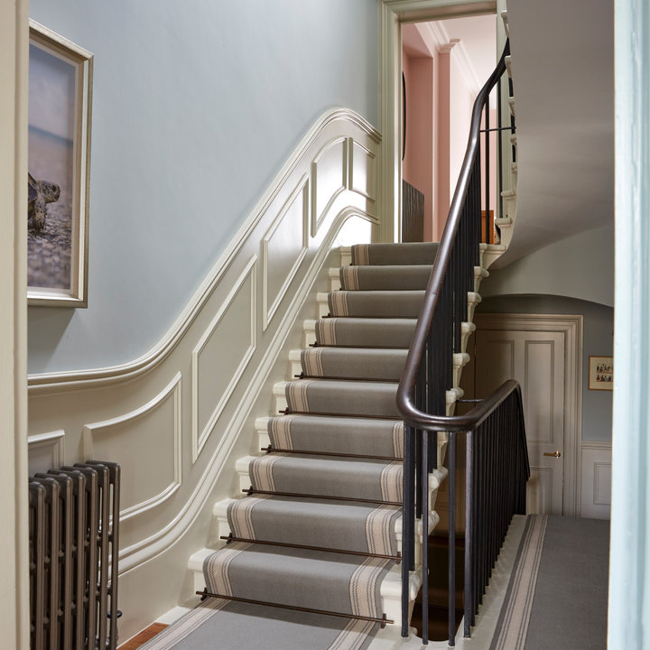 75 Beautiful Traditional Staircase Ideas and Designs - April 2026 ...