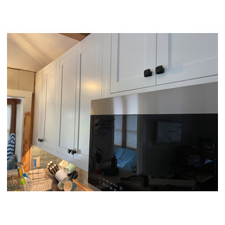 Cape Cod Cottage Custom Cabinetry - Beach Style - Kitchen - Boston - by ...