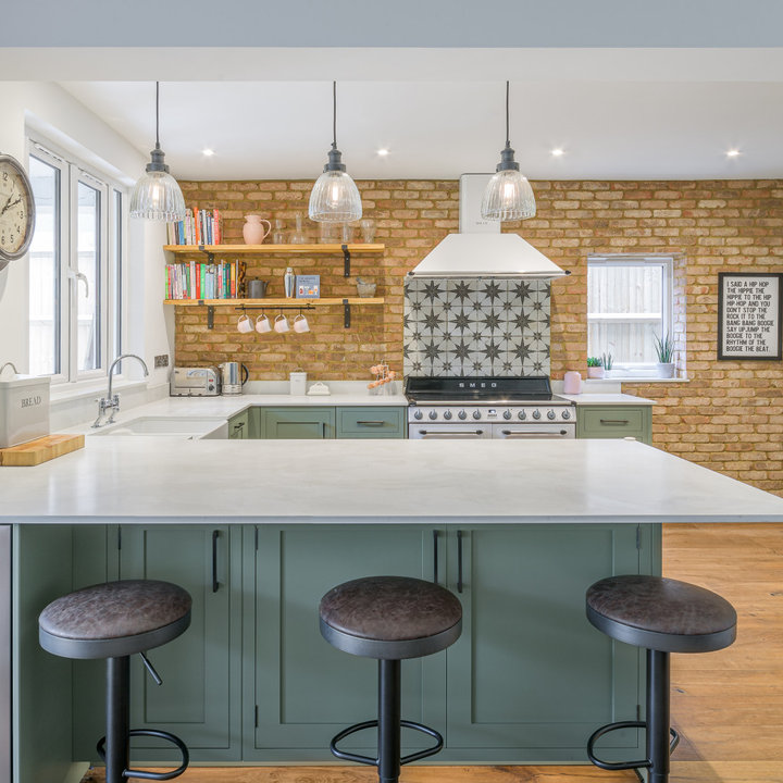 75 Beautiful Medium Sized Kitchen Ideas and Designs - August 2022 ...