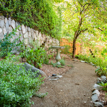 75 River Rock Garden Path Ideas You'll Love - August, 2023 | Houzz