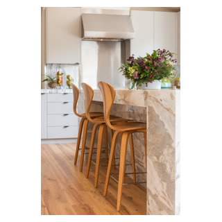 West Coast Wellness : Kitchen Family Room Great Room - Beach Style ...