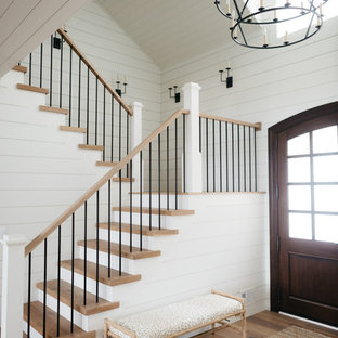 75 Most Popular Country Staircase Design Ideas for Jul 2020 - Stylish ...
