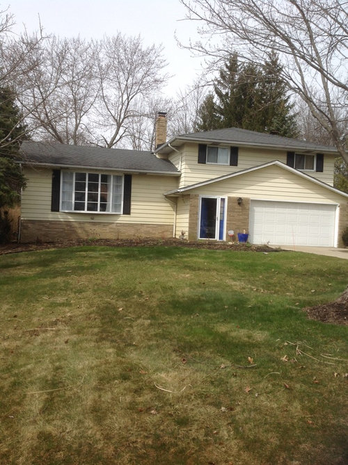 My 1970s split-level home exterior needs help!