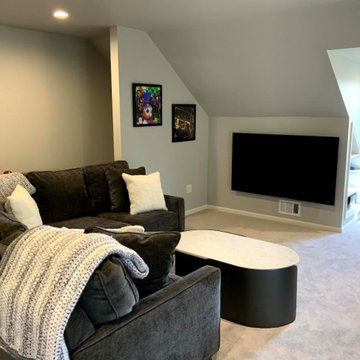 Small Bonus Room - Photos & Ideas | Houzz