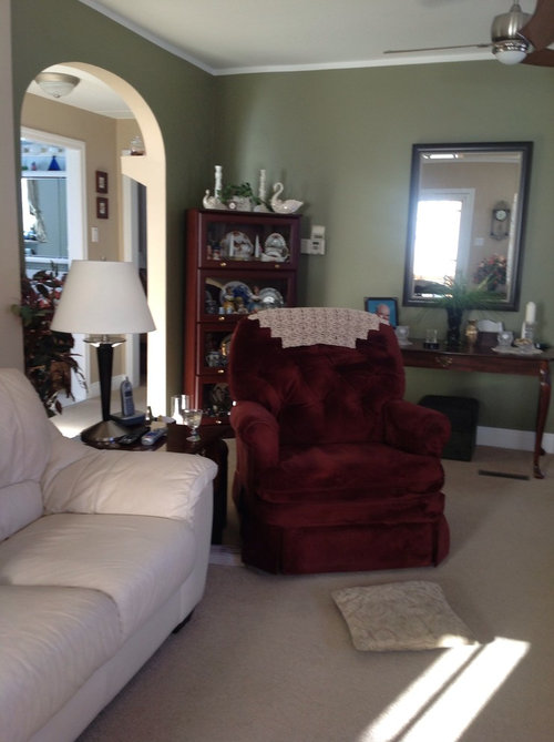 Room arrangement changes? Small room with three windows and entry way