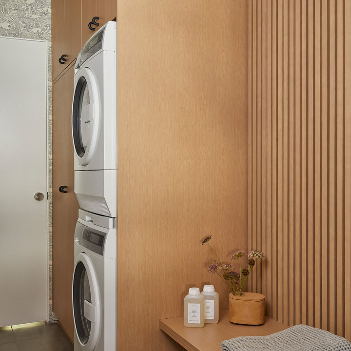75 Beautiful Utility Room with Wallpapered Walls Ideas and Designs ...