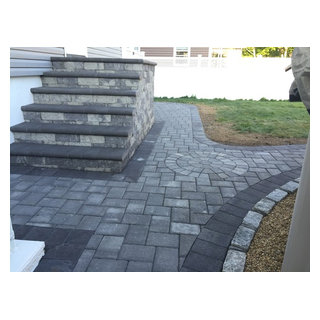 Updating your stoop and walkway with Cambridge Pavers - Traditional ...