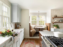 15 Elements of a Traditional Kitchen