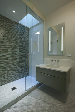 Should we put a skylight over our shower? | Houzz AU