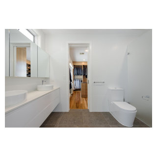 Ensuite and Walk-in Robe Renovation - Modern - Bathroom - Melbourne ...