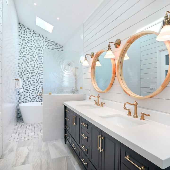Bathrooms With Sloped Ceilings - Photos & Ideas | Houzz