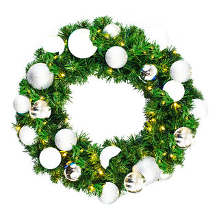 2' Sequoia Pine Wreath Decorated With The Iceland Ornament ...