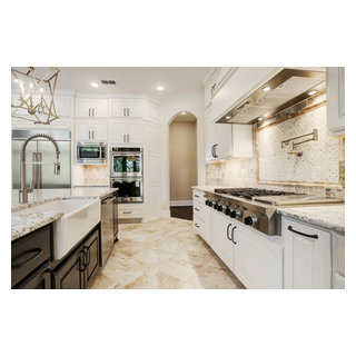 Woods Hollow - Kitchen - Houston - by Partners in Building | Houzz