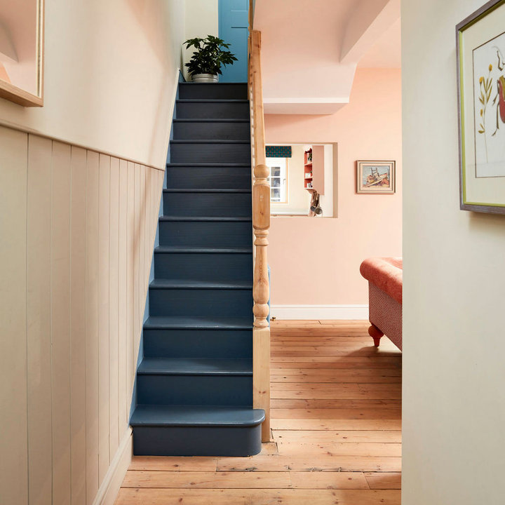 75 Beautiful Staircase with Tongue and Groove Walls Ideas and Designs ...